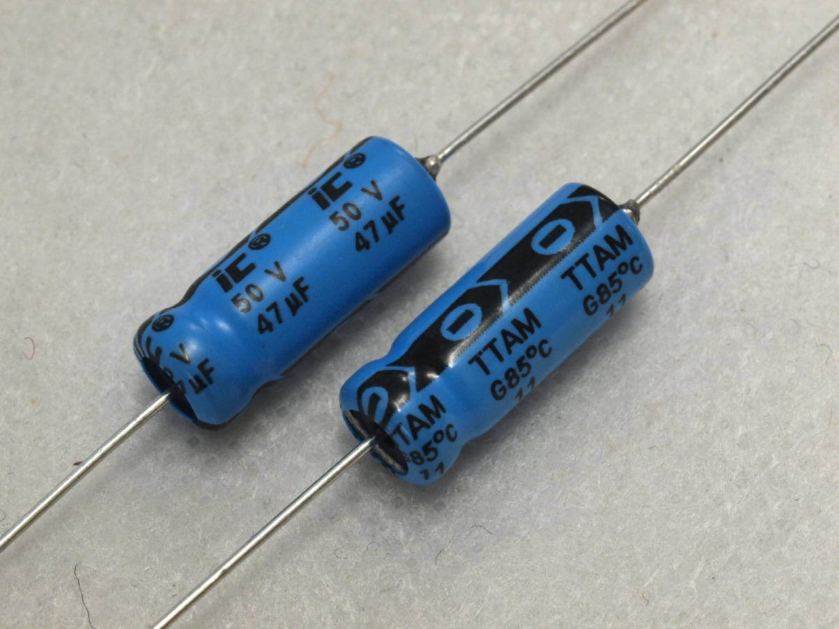 【未使用】即決 CDE (Illinois Capacitor) 100uF 350V 85℃ TTA 2本 アキシャルリード 電解 ...