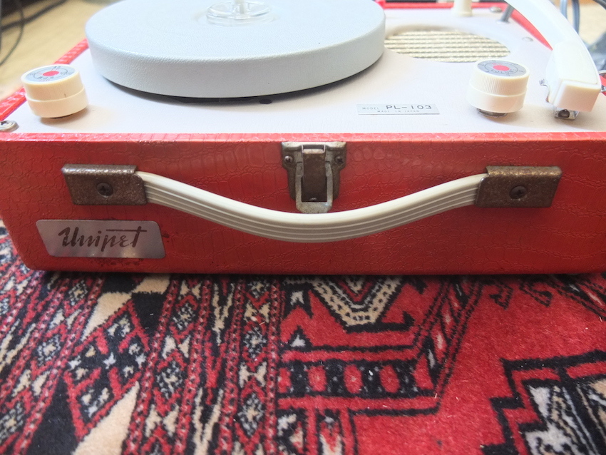Unipetユニペット MODEL PL-103 3スピードポータブルレコードプレーヤー 33/45/78回転 35EH5 真空管アンプ内蔵 ...