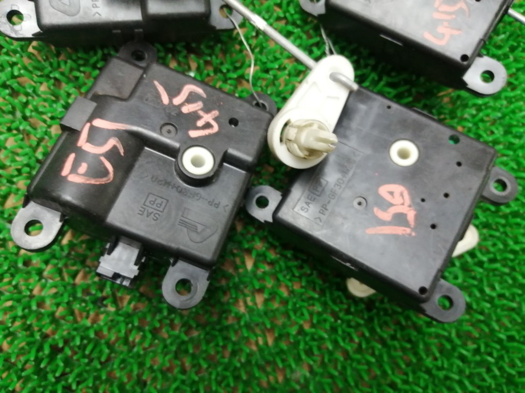 日産 E51 MNE51 エルグランド エアコンサーボモーター エアミックスダンパーサーボ オートエアコン切替 5点セットの落札情報詳細 - Yahoo!オークション落札価格検索 オークフリー