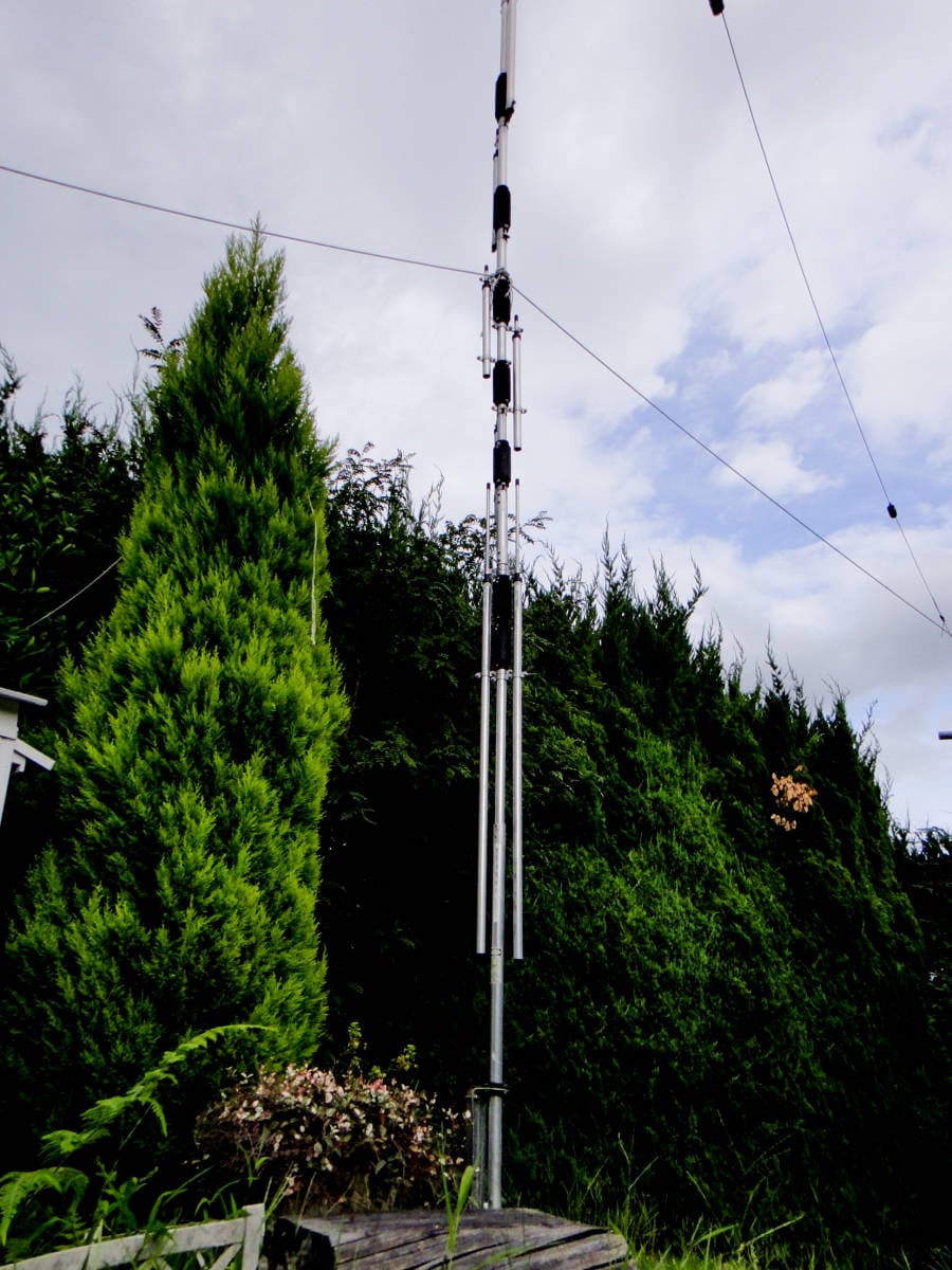 【正常動作品】クッシュクラフトの 1/2λ7バンドバーチカルアンテナ R7（7,10,14,18,21,24,28MHz帯） の落札情報詳細| ヤフオク落札価格情報 オークフリー