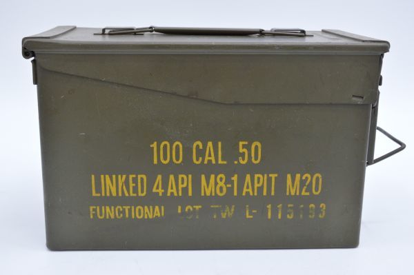 (8L 0611G8) アメリカ軍 アンモボックス 米軍 ミリタリー 100 CAL.50 LINKED 4 API M8-1 APIT ...