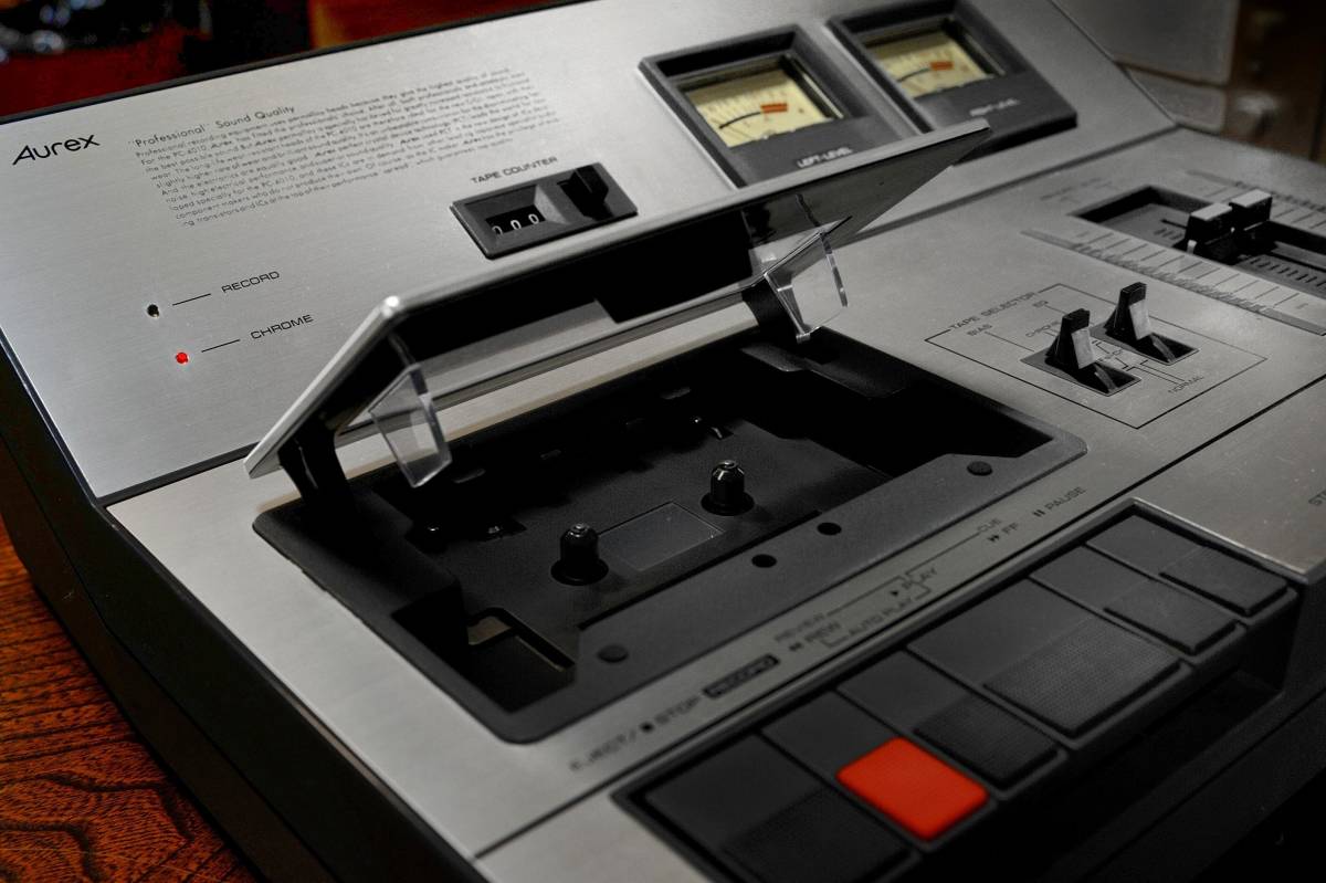 ★70年代の平置き型カセットデッキファンの方へ！ Aurex stereo cassette deck model PC-4010 …スタジオ感デザインの魅力 ￥1開始 の落札情報詳細 ...