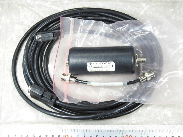 【傷や汚れあり】【ジャンク測定器】 INFICON 薄膜蒸着コントローラXTC/2用 CRYSTAL INTERFACE UNIT(757 ...