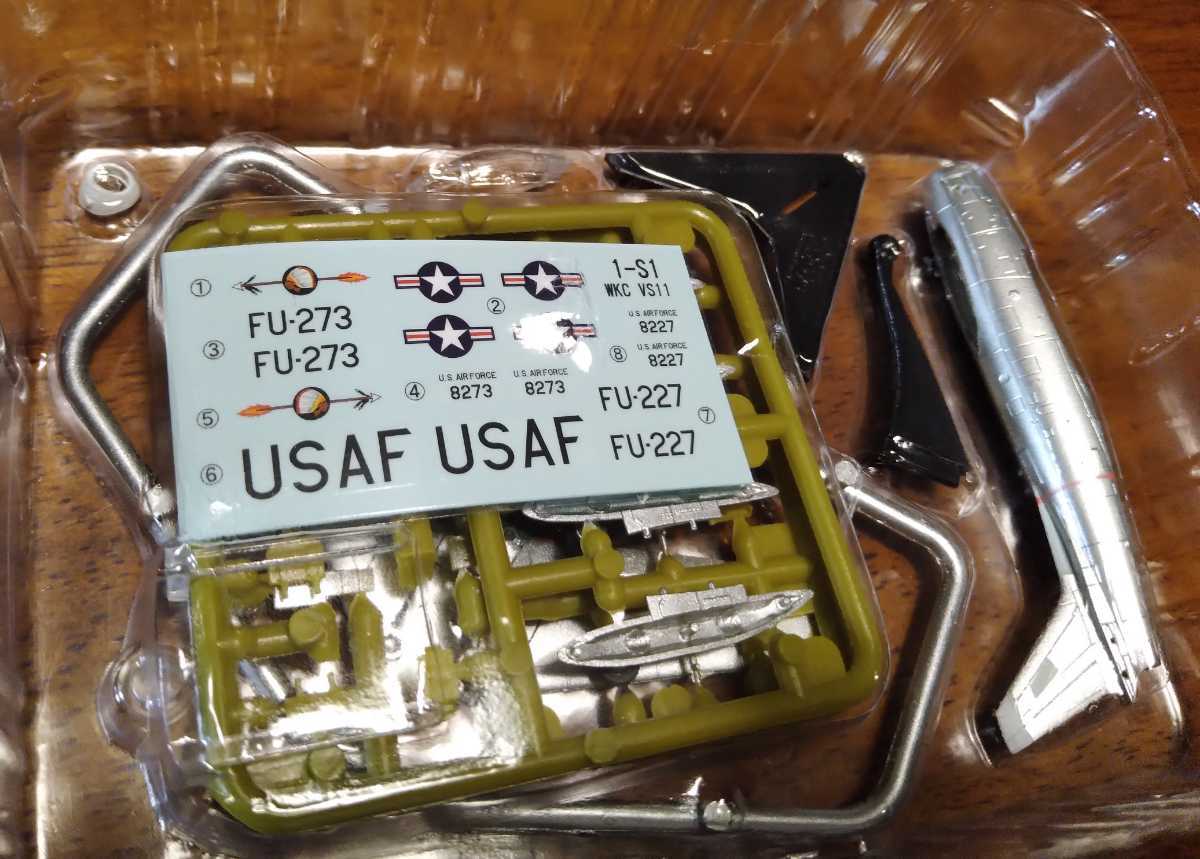 【目立った傷や汚れなし】エフトイズ ウイングキットコレクション VS11 1/144 F-86A セイバー 1-S1 アメリカ空軍 シルバー ...