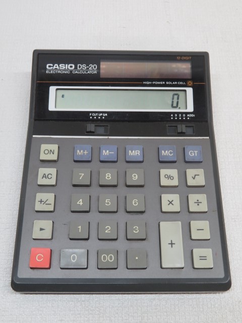 【傷や汚れあり】★CASIO DS-20 電卓 卓上 カシオ 動作品 52484★！！の落札情報詳細 - ヤフオク落札価格検索 オークフリー