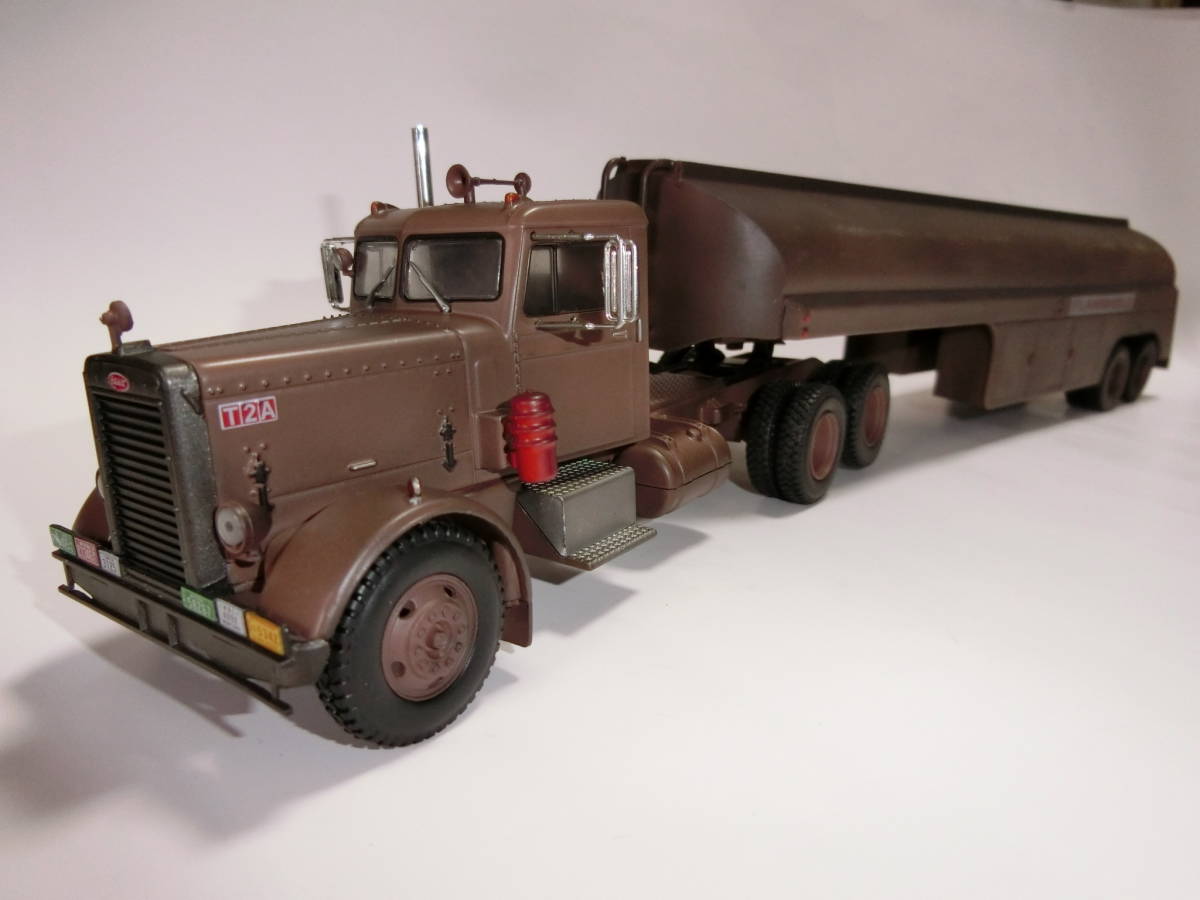 【未使用に近い】＊箱難あり＊ Altaya IXO Peterbilt 281(1957) ピータービルト タンクトレーラー 激突 劇中車 の ...