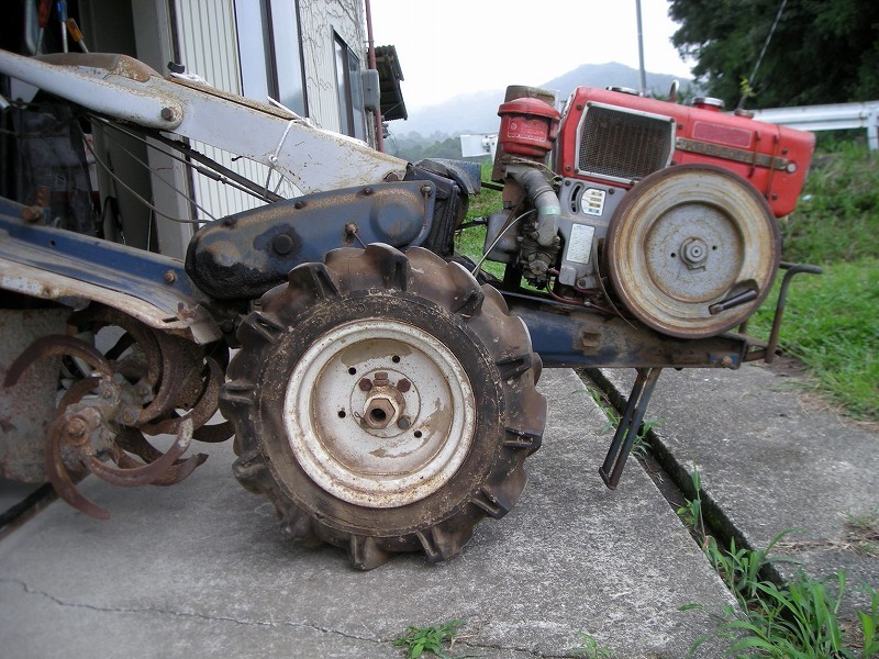 【傷や汚れあり】☆ 兵庫県 丹波篠山市 引き取り限定 白灯油 クボタ KR850 耕運機 エンジン始動 ジャンク ☆の落札情報詳細 - ヤフオク落札価格検索 オークフリー