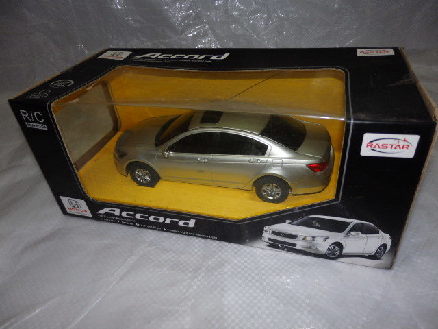 【やや傷や汚れあり】新品 未使用品 HONDA Accord ラジコン 1/24 ホンダ アコード 正規ライセンス商品 RC ミニカー ...