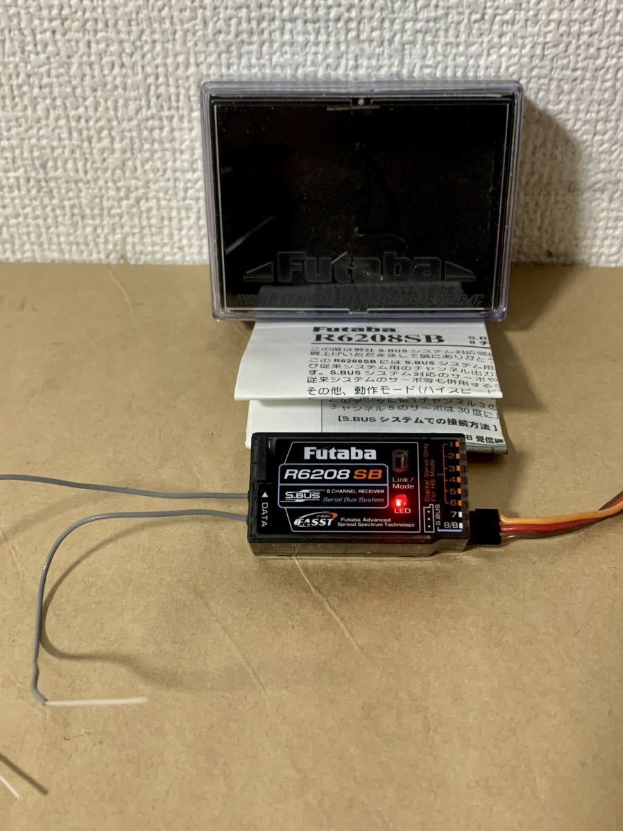 【中古】フタバ FUTABA スカイリーフBP 中古美品 飛行回数6回 3176SV電動6セル発送不可引き取り限定 モーター 受信機 ...