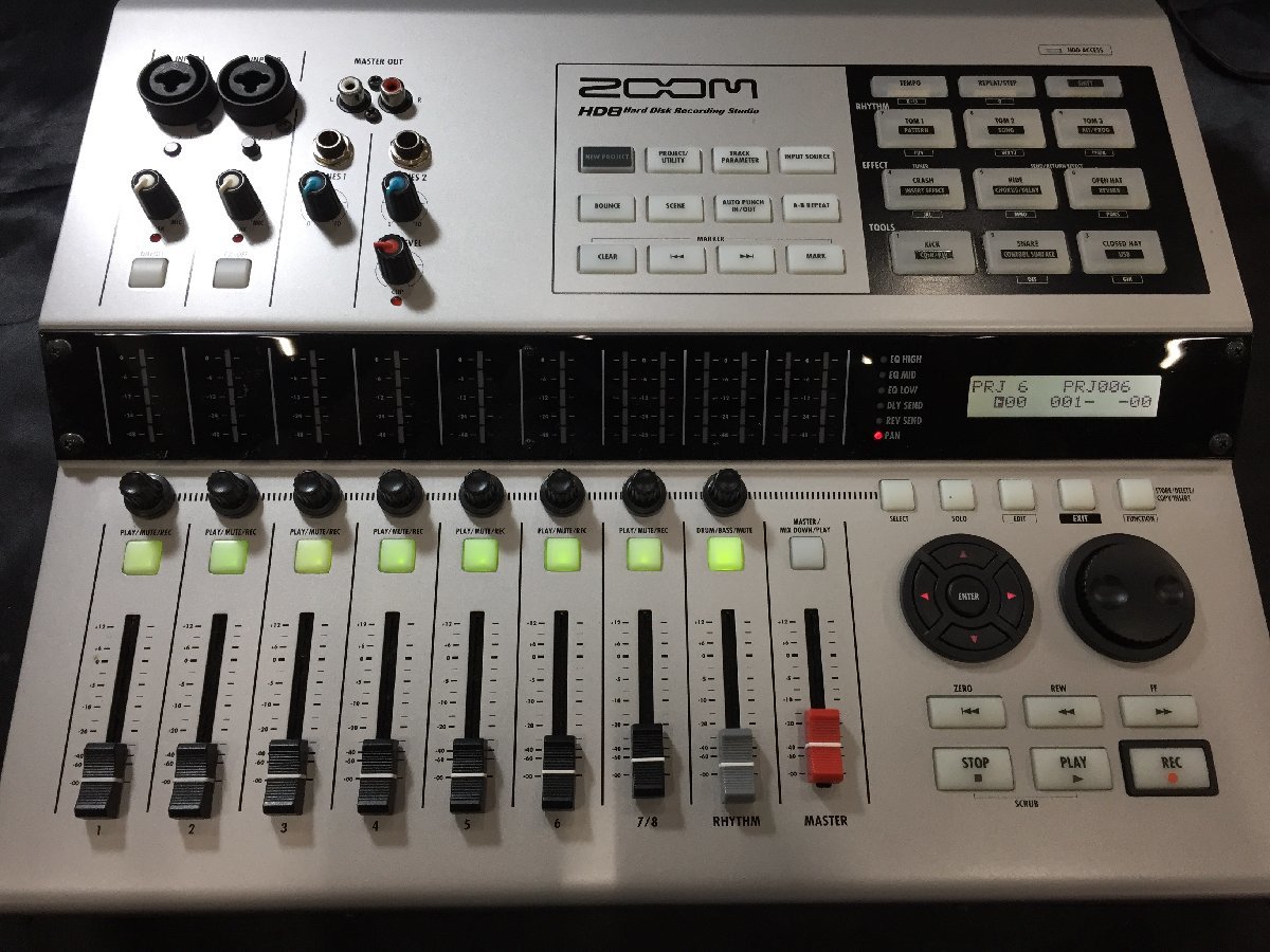 【全体的に状態が悪い】【中古】ZOOM ズーム HD8 Hard Disk Recording Studio マルチトラックレコーダー ...