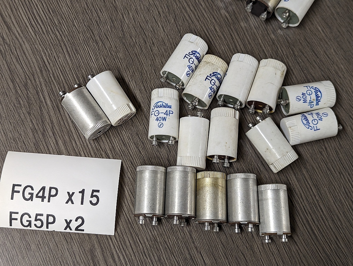 【やや傷や汚れあり】送料無料 グローランプ FG-4P 40形x15 FG-5P 32型x2 40W 32W 東芝 グロースターター 昭和 蛍光灯 中古品ですが取り外すまでは動作OKの落札情報 ...