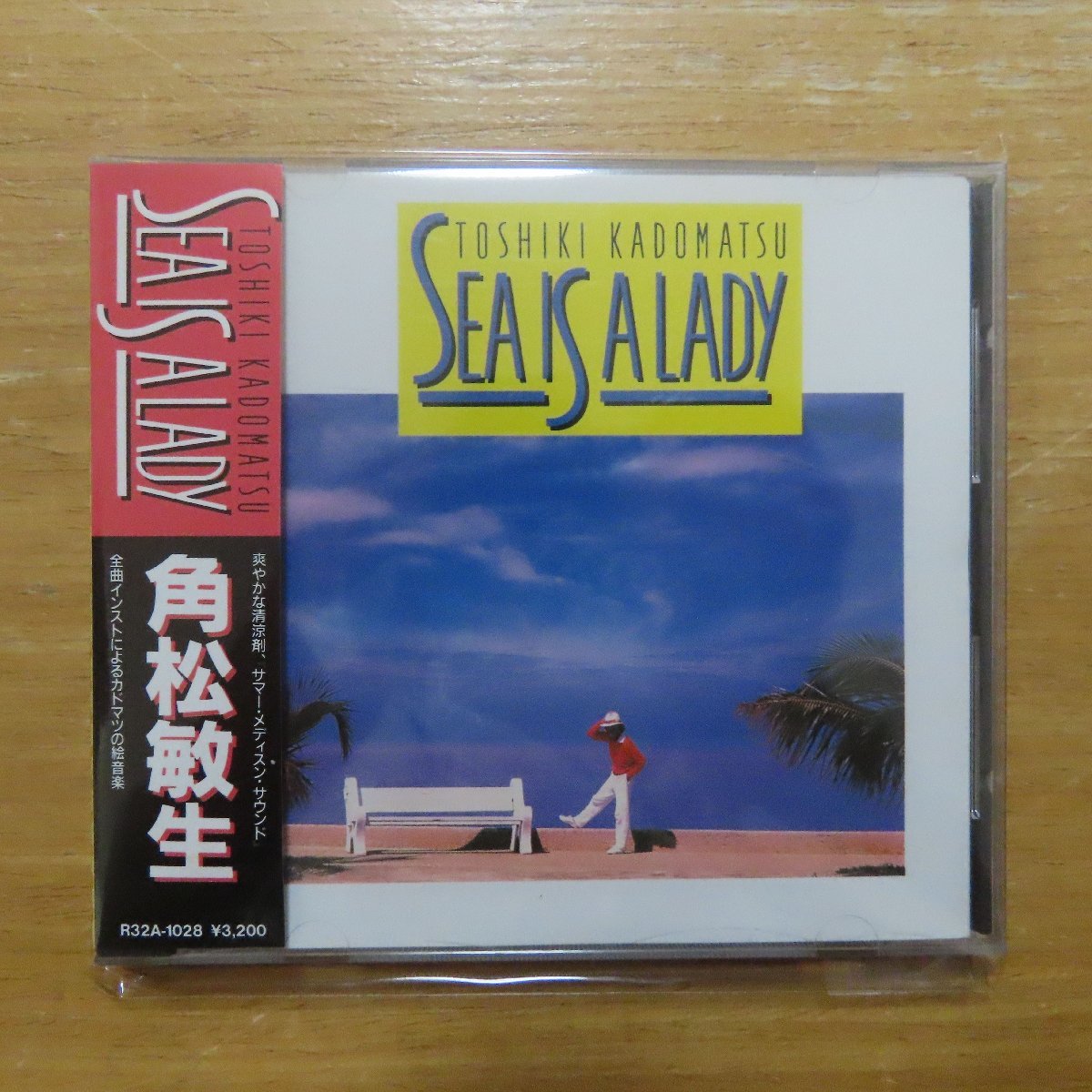 【やや傷や汚れあり】4988017006160;【CD/旧規格/3200円盤】角松敏生 / SEA IS A LADY R32A-1028の ...