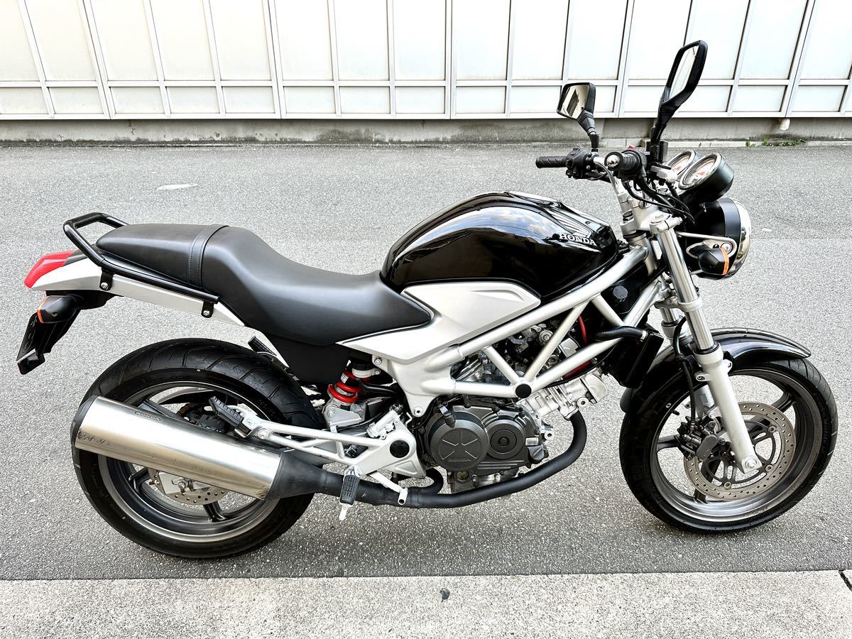【やや傷や汚れあり】美車 ホンダHONDA 信頼のVTR250 インジェクションFIモデル MC33-1304〜 JBK-MC33 2009年 ...