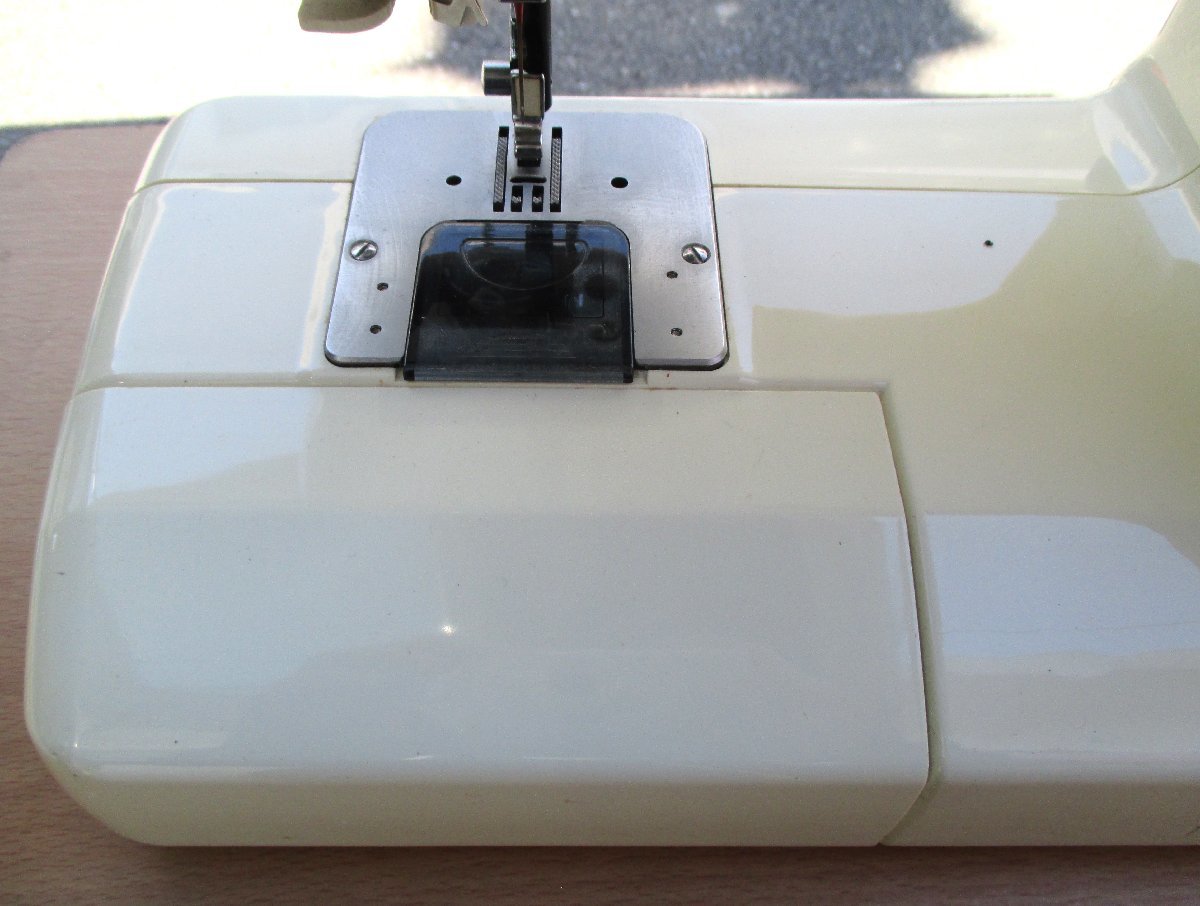 【やや傷や汚れあり】☆シンガー SINGER Qt-900 コンパクト電子ミシン ソーイングマシン1円の落札情報詳細 - ヤフオク落札価格検索 オークフリー