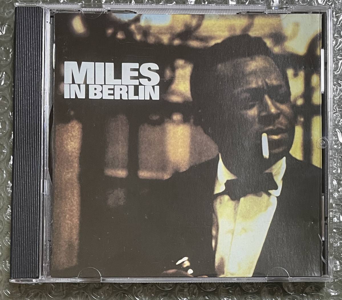 【目立った傷や汚れなし】87e Miles Davis Miles In Berlin 名盤 Hard Bop Jazz So What Walkin' 中古品の落札情報詳細 - Yahoo ...