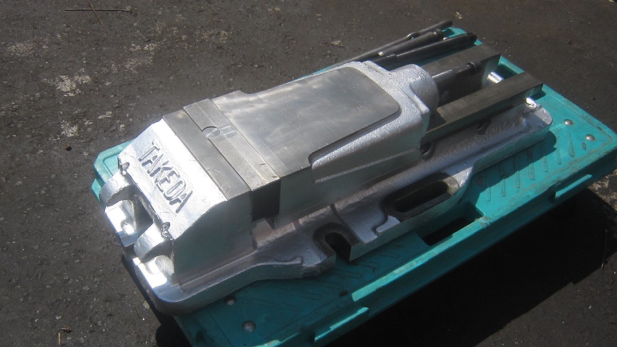 【傷や汚れあり】【中古品】武田機械 タケダ TAKEDA TK-MACHINE VICE TK-150HVS [01] 油圧マシンバイス 口金 ...