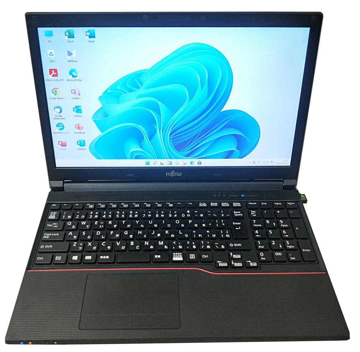 【傷や汚れあり】★【驚速 FUJISTU A574/M i3-4100M 2.50GHz x4+4GB+SSD240GB 15.6インチノート ...