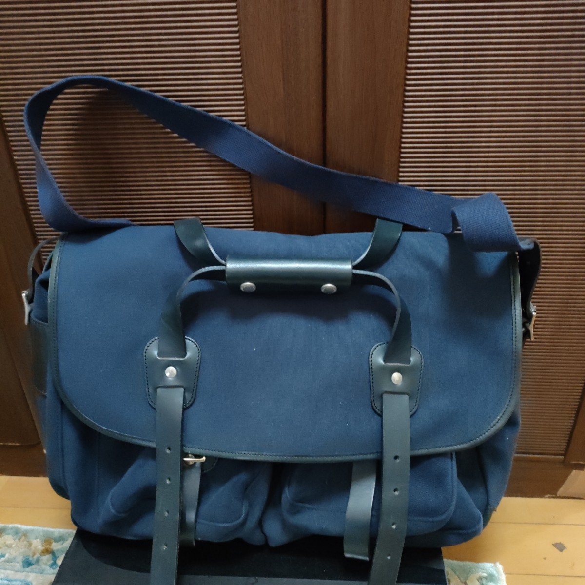 【目立った傷や汚れなし】BillinghamビリンガムSYSTEM−1レザー切り替え ショルダーバッグ ショルダーバッグ ネイビーの落札情報詳細 - ヤフオク落札価格検索 オークフリー