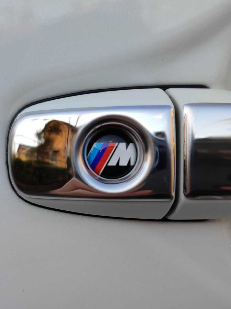 【未使用】BMW【M】エンブレム 3Dクリスタル 鍵穴ステッカー キーレス専用 E39 E30 E46 E60 E90 F10 F20 F30 X1 X3 X5 x6 x7 x8 x9 M ...