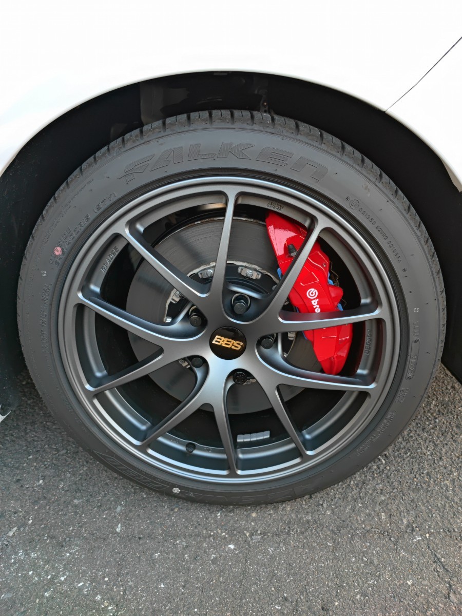 【目立った傷や汚れなし】使用300キロ BBS RI-A（RI-A025)9J-18インチ マットグレイ＋アゼニスFK510（245/40R18）ガラスコーティング済み FL5シビックタイプR ...