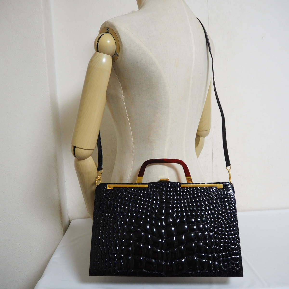 【目立った傷や汚れなし】*美品*ドイツ製*AR/Alfred Roth/アルフレッドロー*2way*シャイニークロコダイル*リアル ...