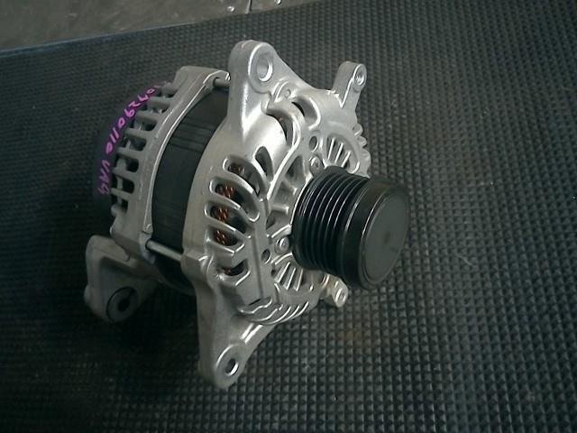 【やや傷や汚れあり】WRX DBA-VAG 純正 オルタネーター A5TV0681 23700AB000 動作確認済 (ダイナモの落札情報詳細 ...