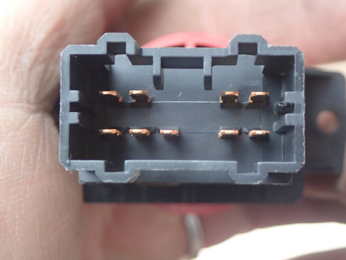 【やや傷や汚れあり】中古品】★ストリーム★RN3★ハザードスイッチ★2WD★AT★NA★動作OK★①の落札情報詳細 - Yahoo!オークション落札価格検索 オークフリー