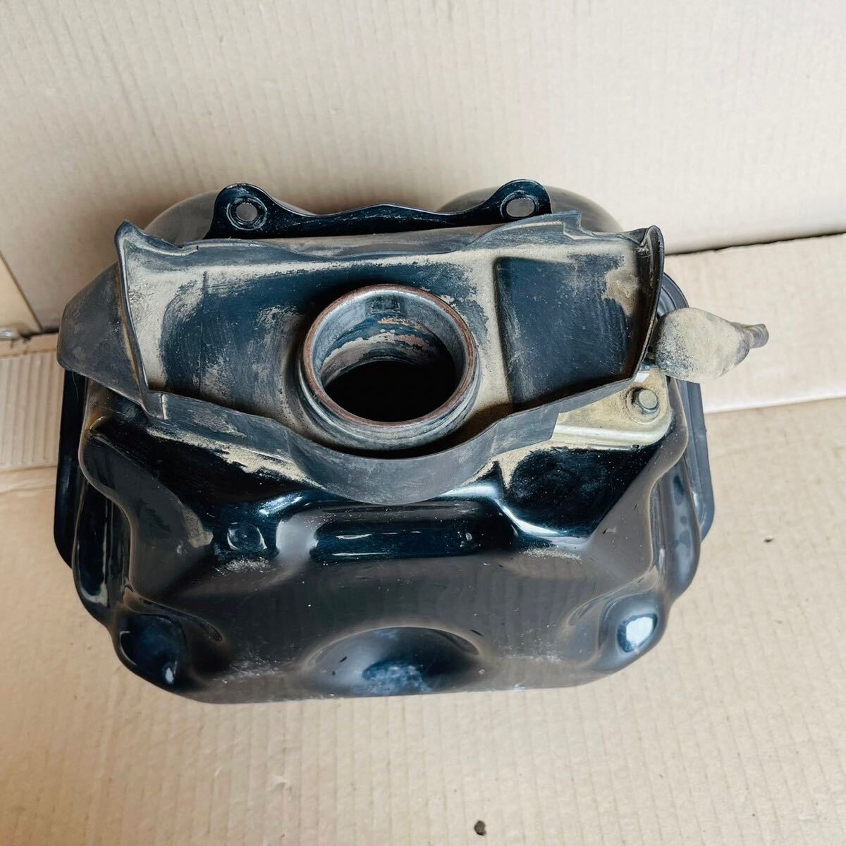 【やや傷や汚れあり】★YAMAHA ジョグ アプリオ 4JP★純正タンク ガソリンタンクの落札情報詳細 - ヤフオク落札価格検索 オークフリー