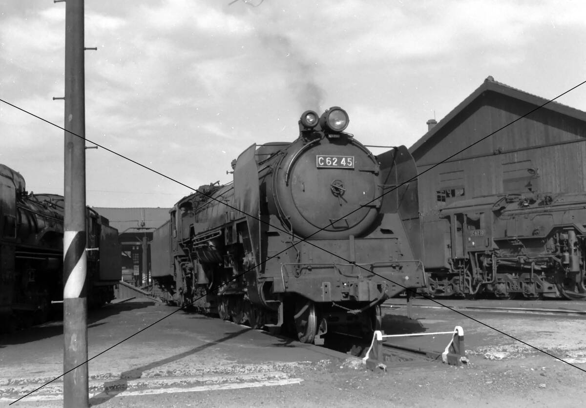 【目立った傷や汚れなし】最終コマ！C62-45〔平〕常磐線＝昭和40年代のSLモノクロネガ35mm1コマ=/平機関区・単機/S41.8.2・著作権譲渡証明書=有りor無しの落札情報詳細 ...