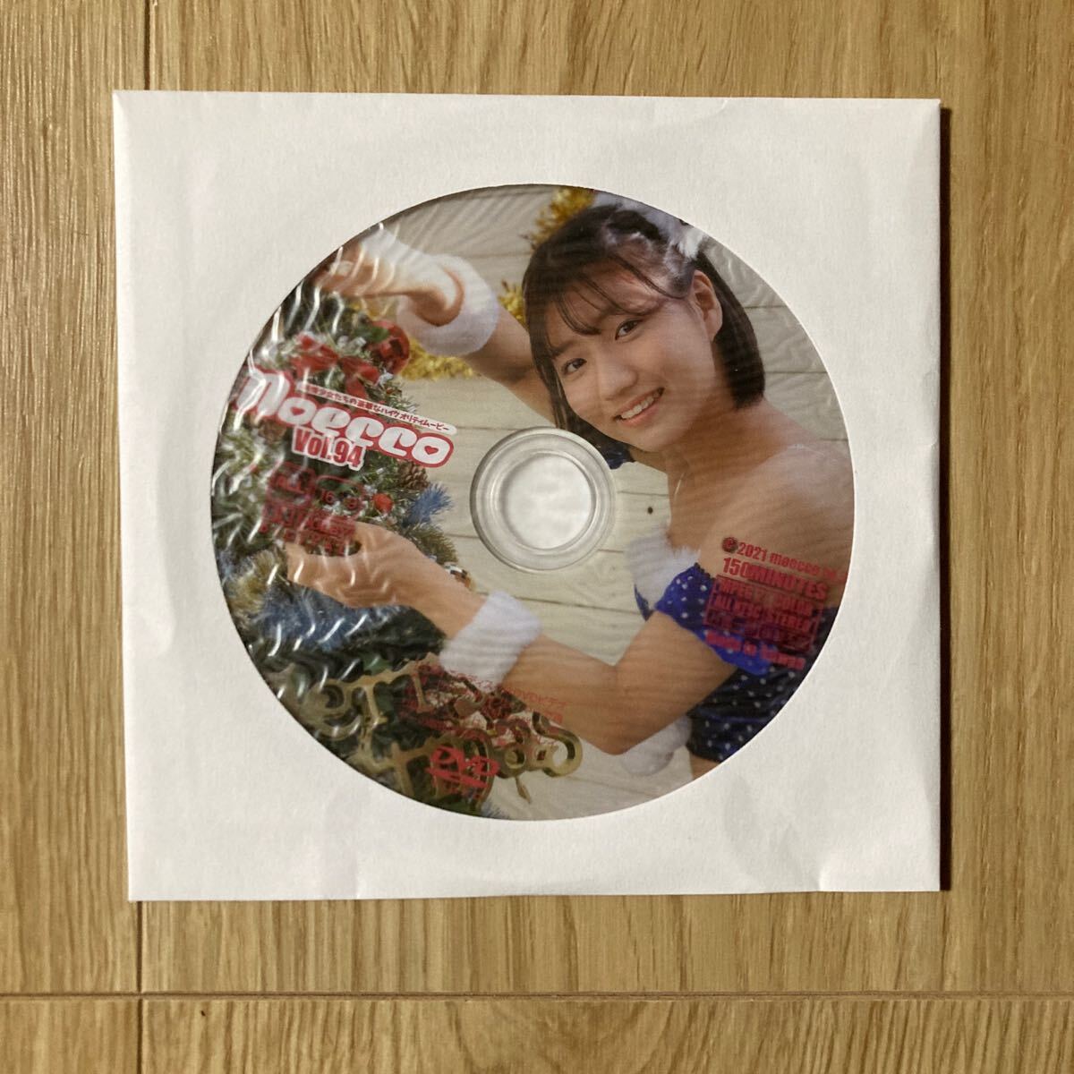 【未使用】雑誌moecco vol.94 付録DVD1枚(未開封、150分)の落札情報詳細 - ヤフオク落札価格検索 オークフリー