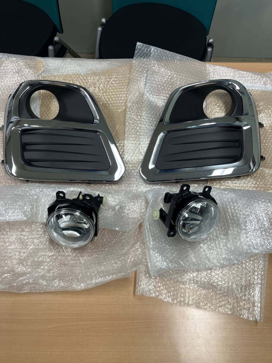 スバルSK系フォレスター純正フォグランプカバー(57731SJ120/57731SJ130)左右セット中古品の落札情報詳細 - ヤフオク落札 ...