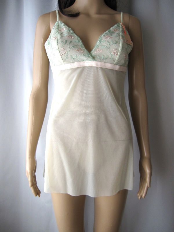 【未使用】 ② 新品 トリンプ アモスタイル М 透け感あり♪ 甘めラブリー☆胸元刺繍がかわいい♪ふんわりキャミソール キャミ AMOSTYLE 黄緑の落札情報詳細 - Yahoo ...