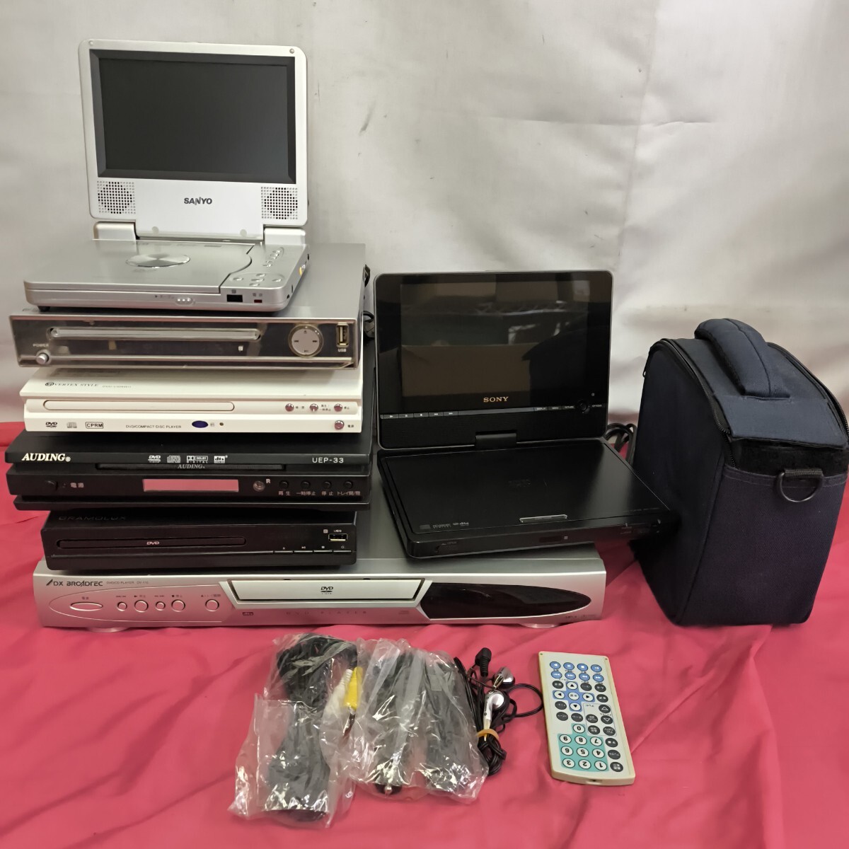 【傷や汚れあり】 【映像機器 まとめ売り ⑥】ジャンク品 DVDプレーヤー ソニー DVP-FX850 AUDING UEP-33 DV-110 DXアンテナ パーツ取り 部品 基盤 187 ...