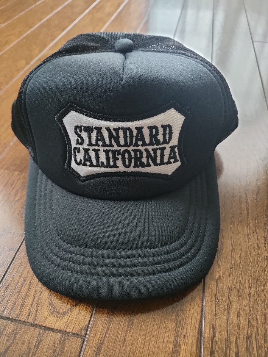 【未使用に近い】新品に近い：送料無料★STANDARD CALIFORNIA スタンダードカリフォルニア SD Basic Logo Patch Mesh Capメッシュ トラッカー キャップ ...