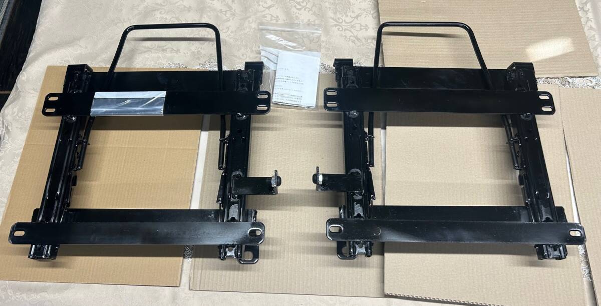 【未使用に近い】130Z S130Z HS130 DATSANフェアレディZ S130 レカロシートレール新品 SR2 3 LS LT ...