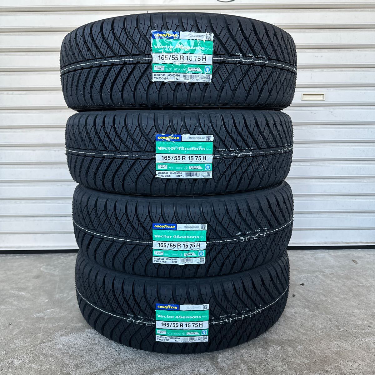 【未使用】【2024年製】165/55R15 165/55-15 GOODYEAR グッドイヤーベクター 4Seasons ハイブリッド オールシーズンタイヤ 4本セットの落札情報詳細 ...