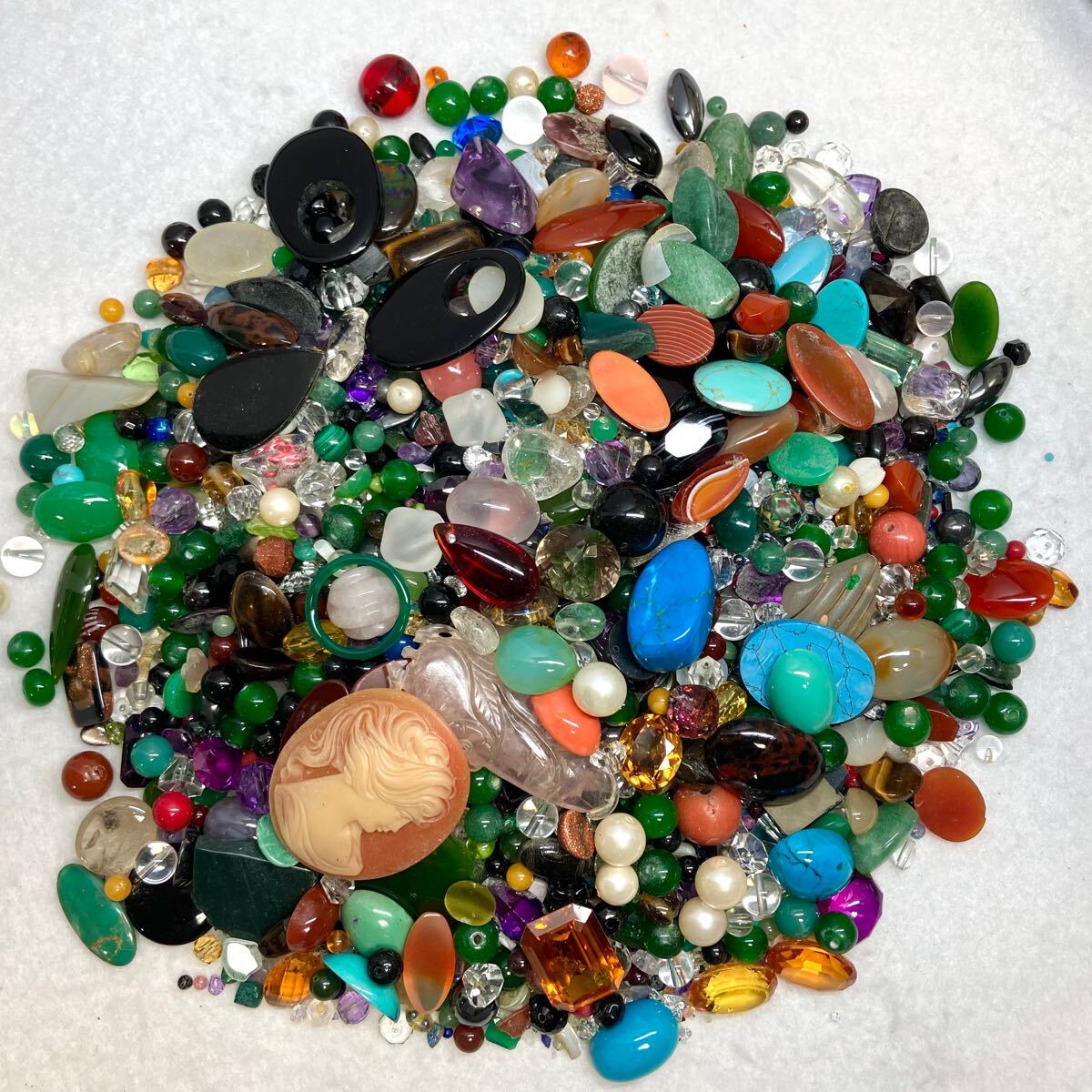 【やや傷や汚れあり】1円〜!!大量!!≪色石おまとめ5003ct≫d 約1000.6g 翡翠 トルコ石 カメオ パール タイガーアイ ローズ スモーキー クォーツ w1 87の落札情報詳細 ...