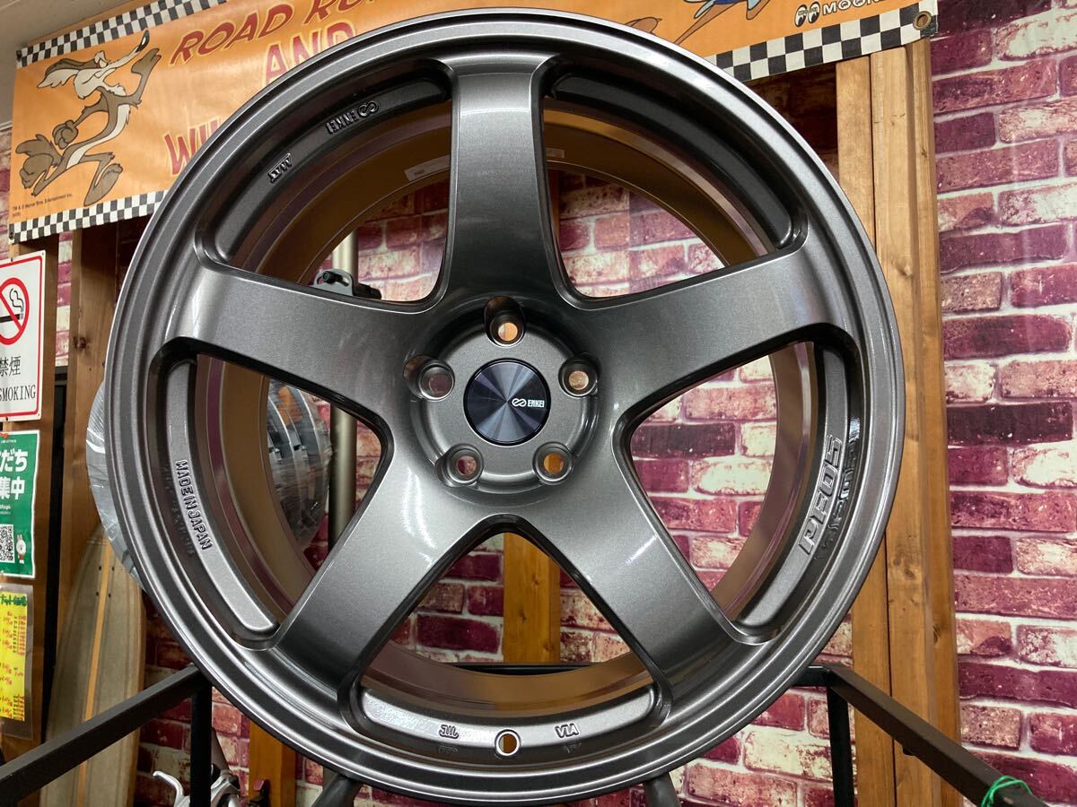 【未使用】ラスト1台分！新品ホイール4本セット！ENKEI PF05 19インチ 9.5J +22 PCD114.3-5H！スカイライン GT-R アテンザ Z33 ツアラーV S14などの ...