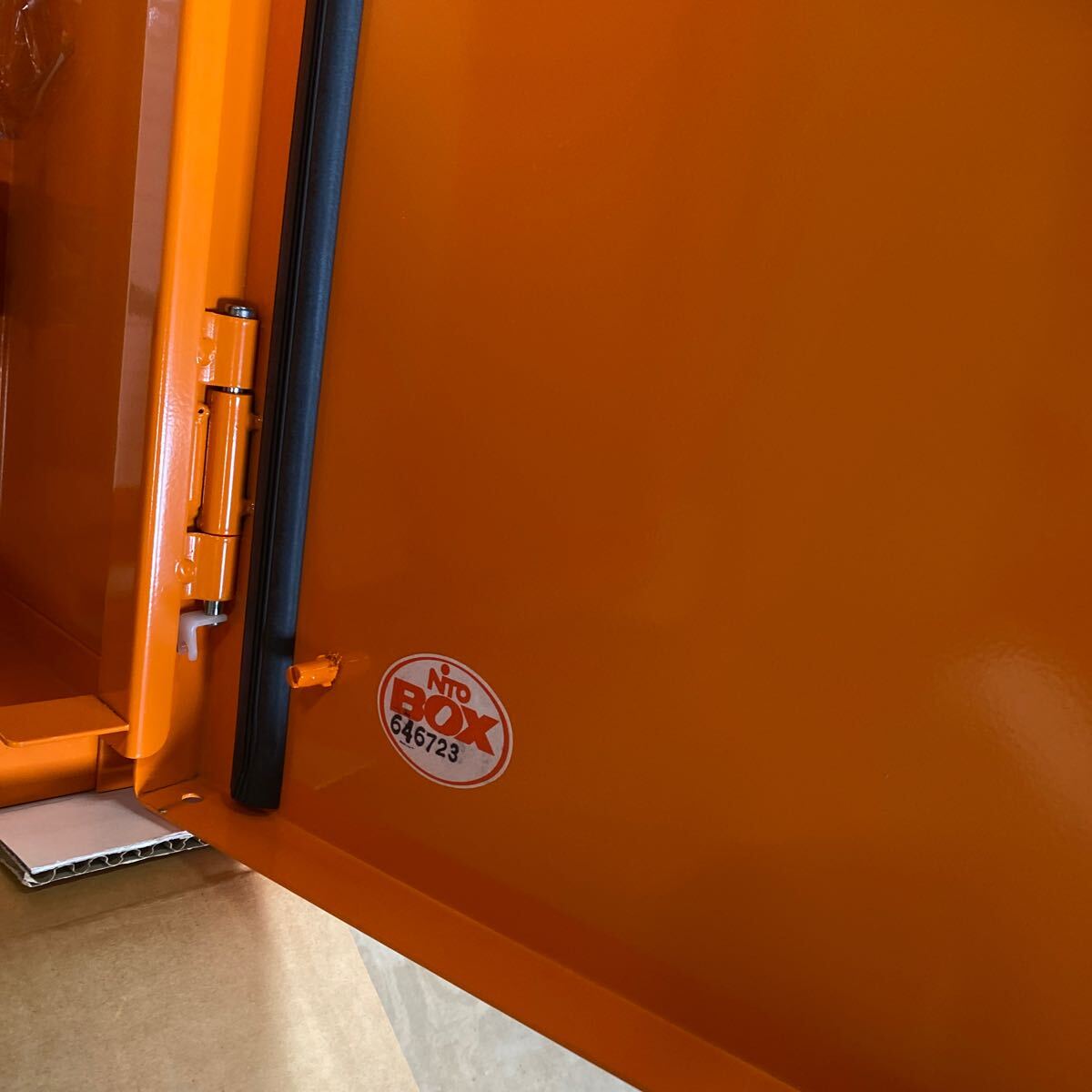 【目立った傷や汚れなし】日東工NiTO 仮設キャビネット KA20-45 屋外盤 キャビネット 鉄箱 分電盤 スイッチボックスブレーカー 配電盤BOX オレンジ 未使用と思うの落札情報詳細 ...