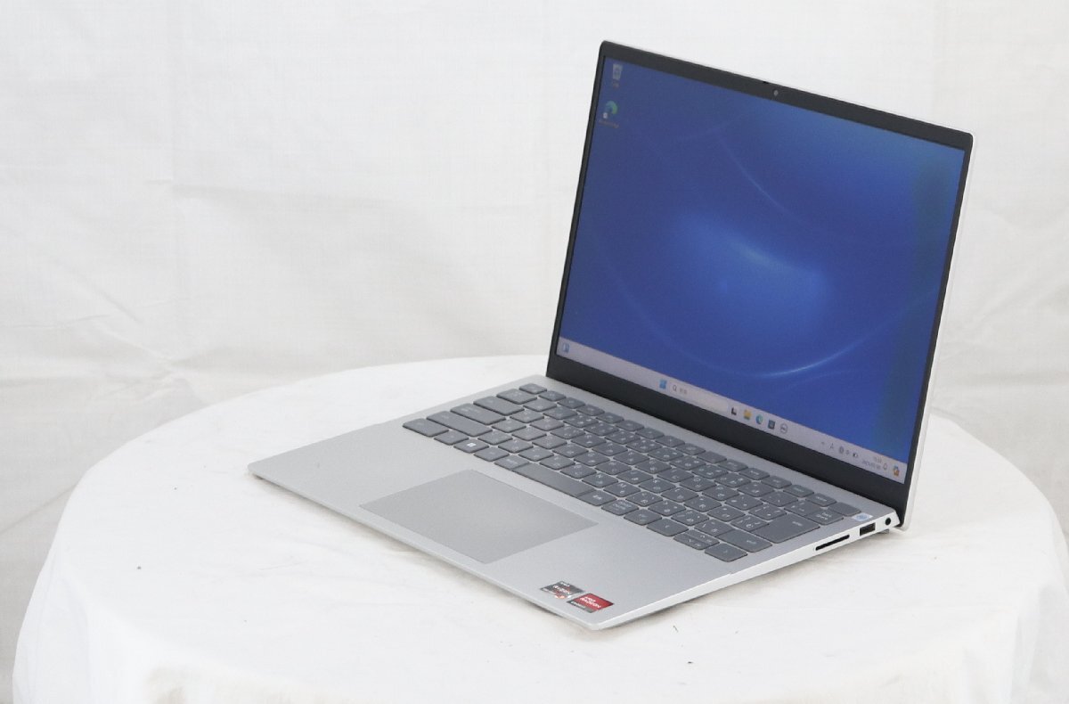 【傷や汚れあり】DELL Inspiron 14 5425 - Win11 AMD Ryzen 5 5625U with Radeon Graphics 2.30GHz 8GB 256GB ...