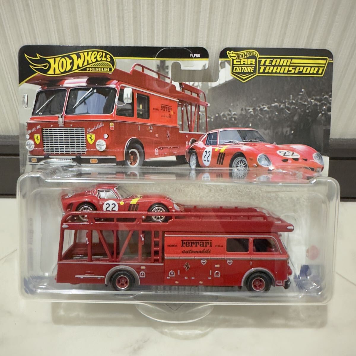 【未使用】最新 送料無料 即決 Hotwheels ホットウィール チームトランスポート フェラーリ 250GTO フィアット 642 RN2 ...