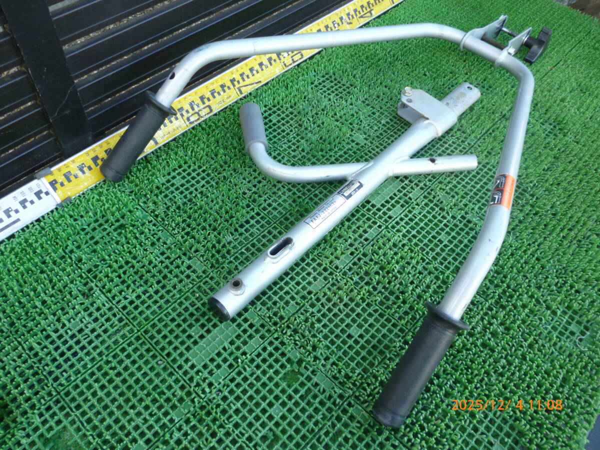 【傷や汚れあり】ホンダ HONDA FG201 FAFJ プチな ハンドル シャフト 留め具 小型耕うん機 小型耕運機 小型管理機 ミニ耕運機 ...