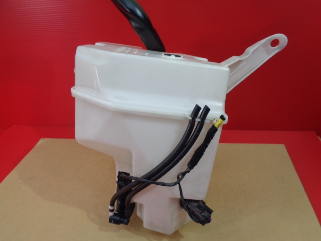 [Rmdup96340] ボルボ V70 BB系 ウインドー ウォッシャータンク モーター付き (BB5254W/ポンプモーター ...
