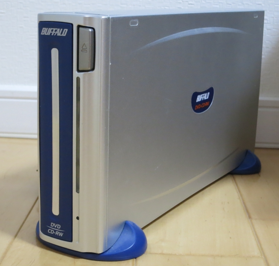 BUFFALO バッファロー DVM-4242IU2 DVD-R/RW CD-R/RW IEEE1394 USB2.0 FIREWIRE ソニー製ドライブDW-U12Aの落札情報詳細 ...