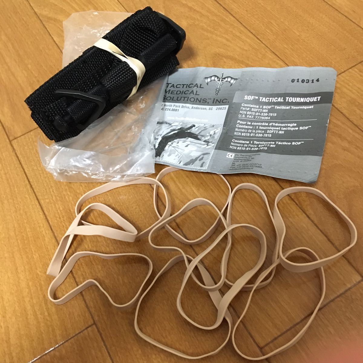 【未使用】実物 SOF タクティカル ターニケット 止血帯 おまけ付 seal ローンサバイバー tactical tourniquet の ...