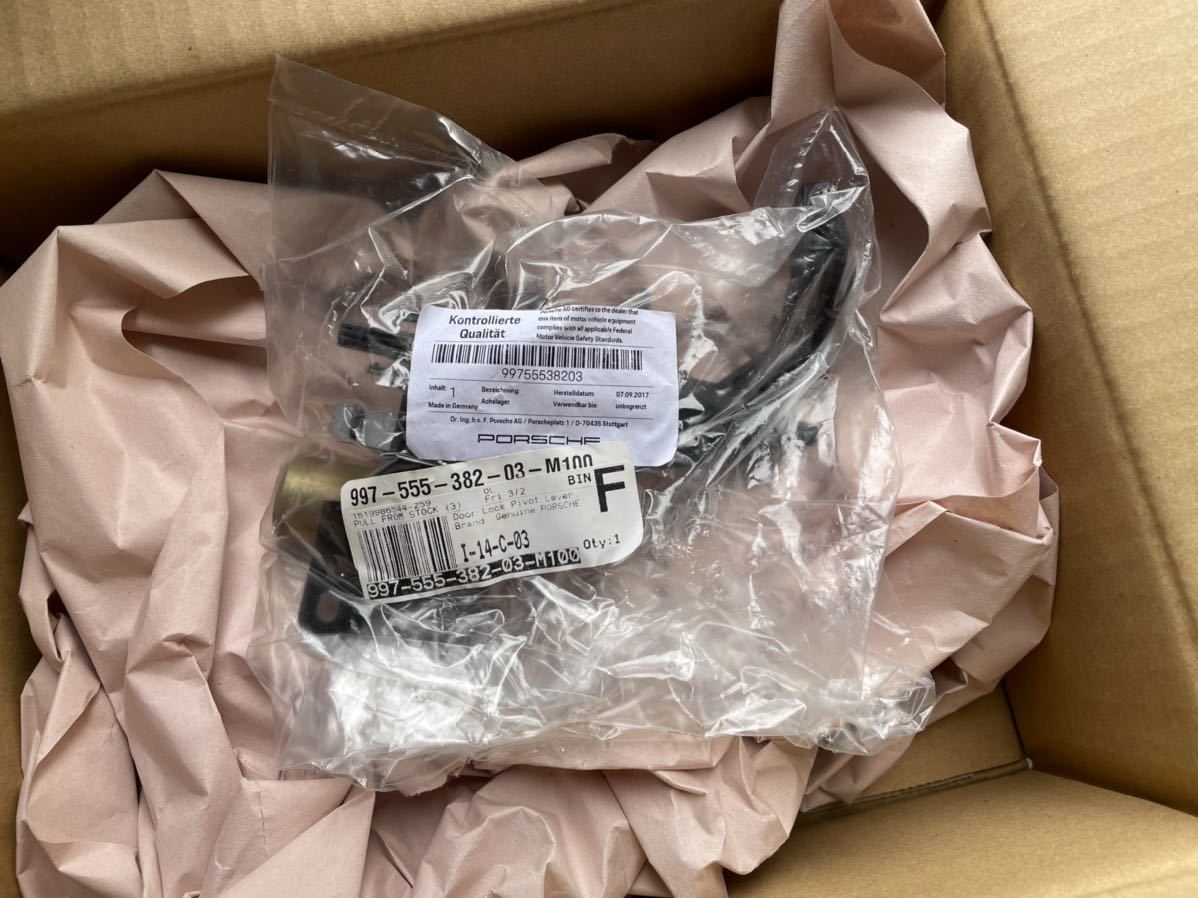 【新品】ポルシェ 997 純正 ドアハンドルレバーシャフト&ワイヤー（左右セット）新品の落札情報詳細 - Yahoo!オークション落札価格検索 ...