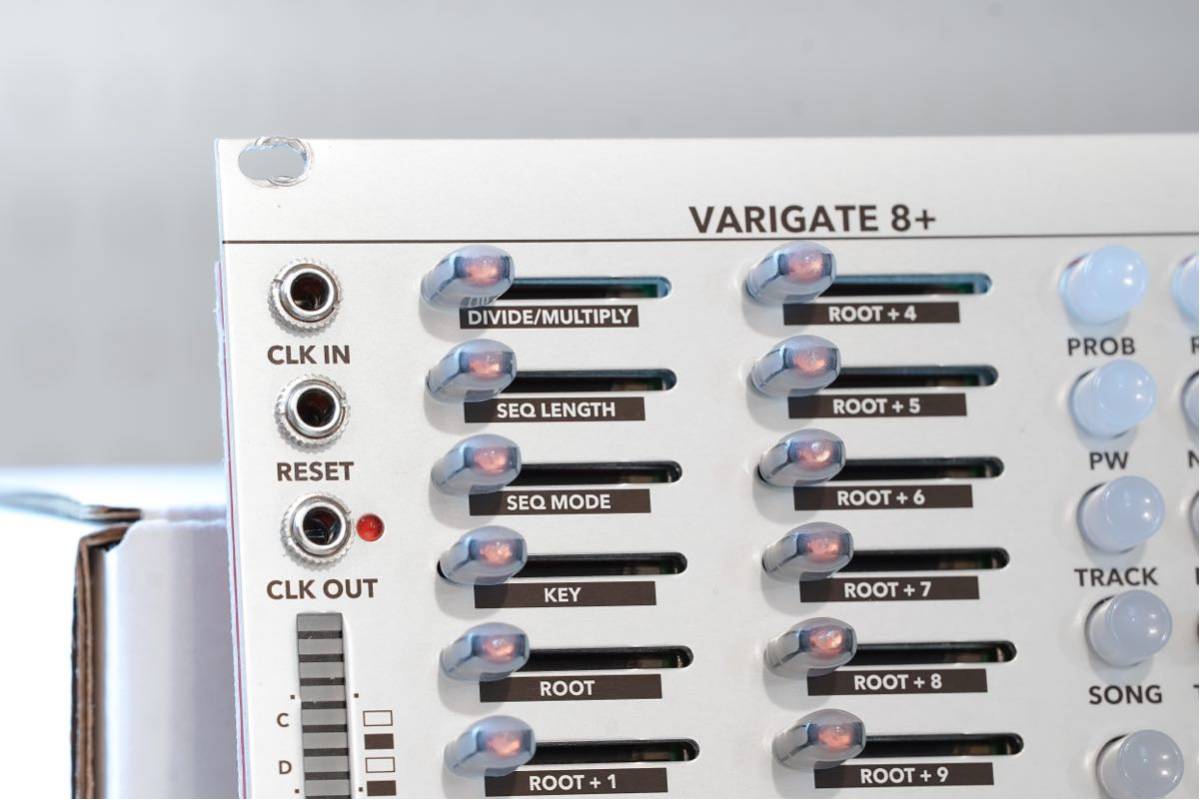 Malekko Heavy Industry Varigate 8+/ モジュラーシンセ / モジュラーシンセサイザー / ユーロラック の落札情報詳細| ヤフオク落札価格情報 オークフリー