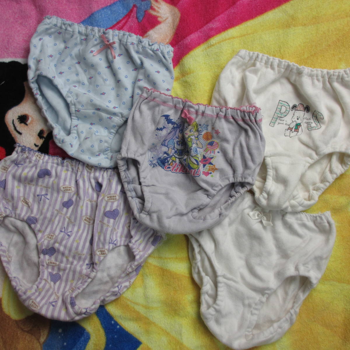 【新品】L12 JS ショーツ 難あり アイカツ くたくた5枚セット 衣替え タンス整理品 よれよれ クロッチ シミ 女子小学生用 120 ...