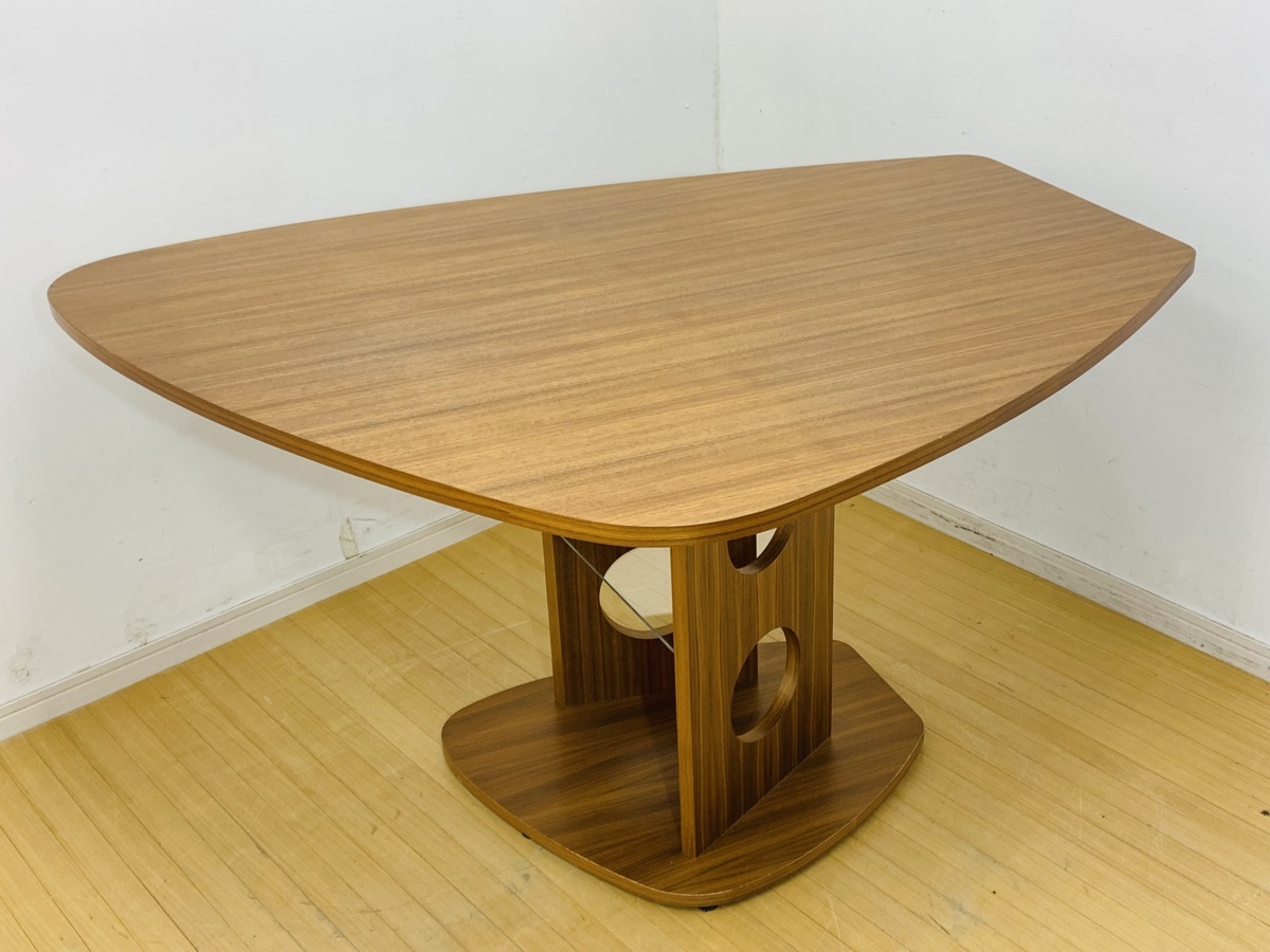 【未使用に近い】【モデルルーム展示品】 ACTUS TECTA M21-2 DINING TABLE アクタス テクタ ウォールナット アクタス テクタ ダイニングテーブル 参385,000 ...