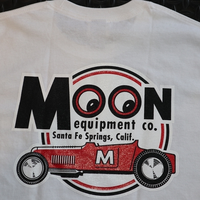 【未使用】新品 XLサイズ MOON Equipment Red Roadster Tシャツ 白色 ムーンアイズ ホットロッド hotrod ...